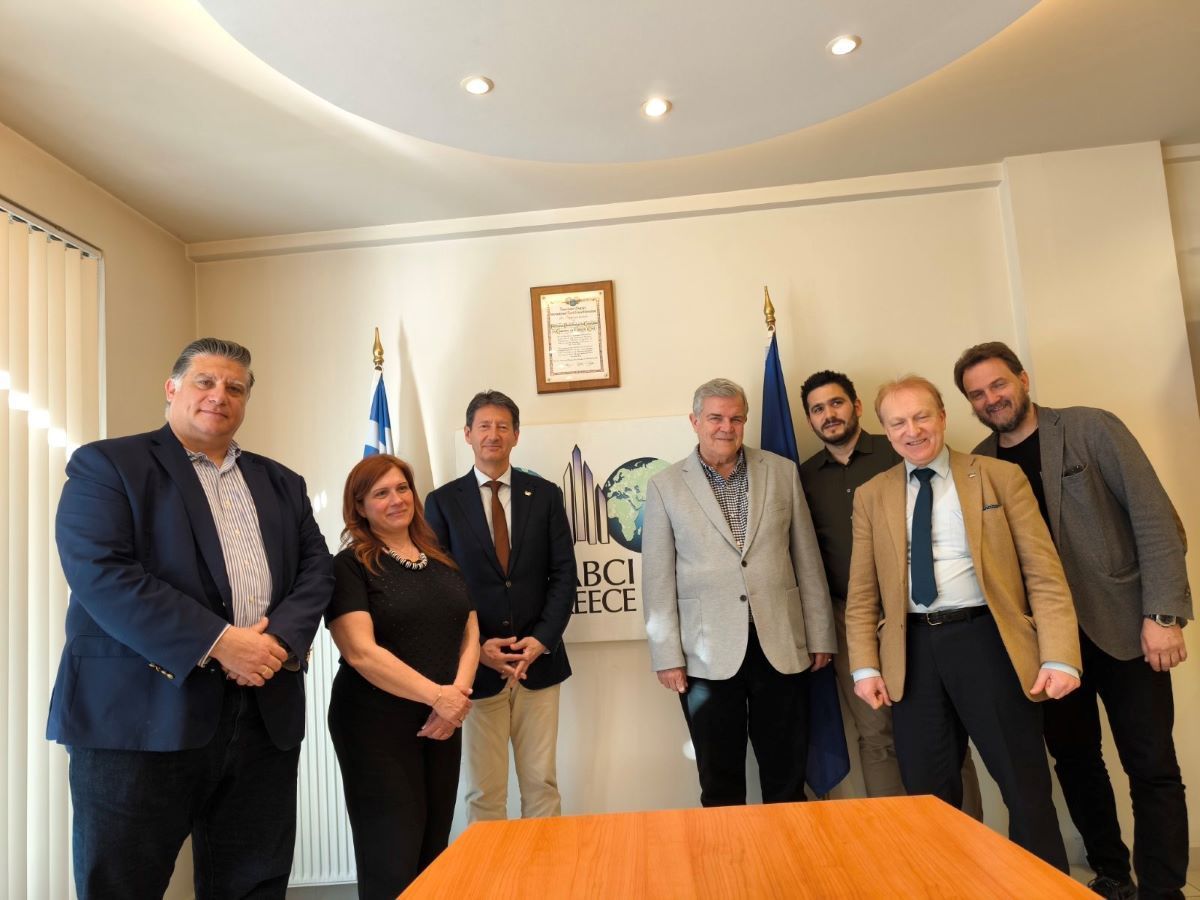 Ο Παντελής Α. Μπουρνιάς Ταμίας FIABCI Greece | Alithia.gr | online ...