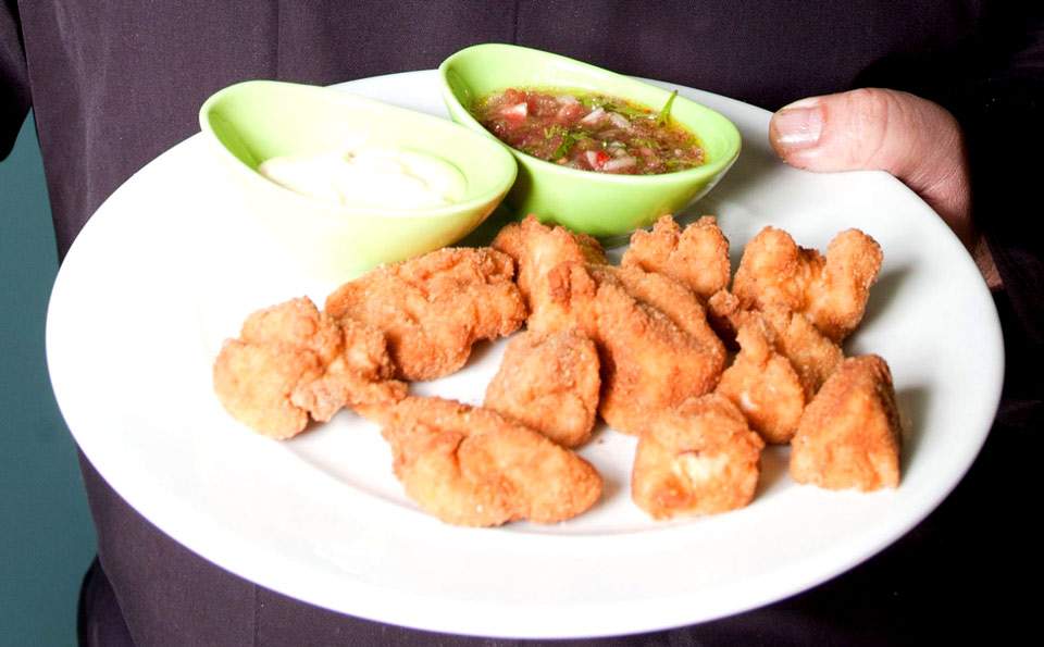 Κοτόπουλο πανέ, 5΄σε καυτό λάδι | Alithia.gr