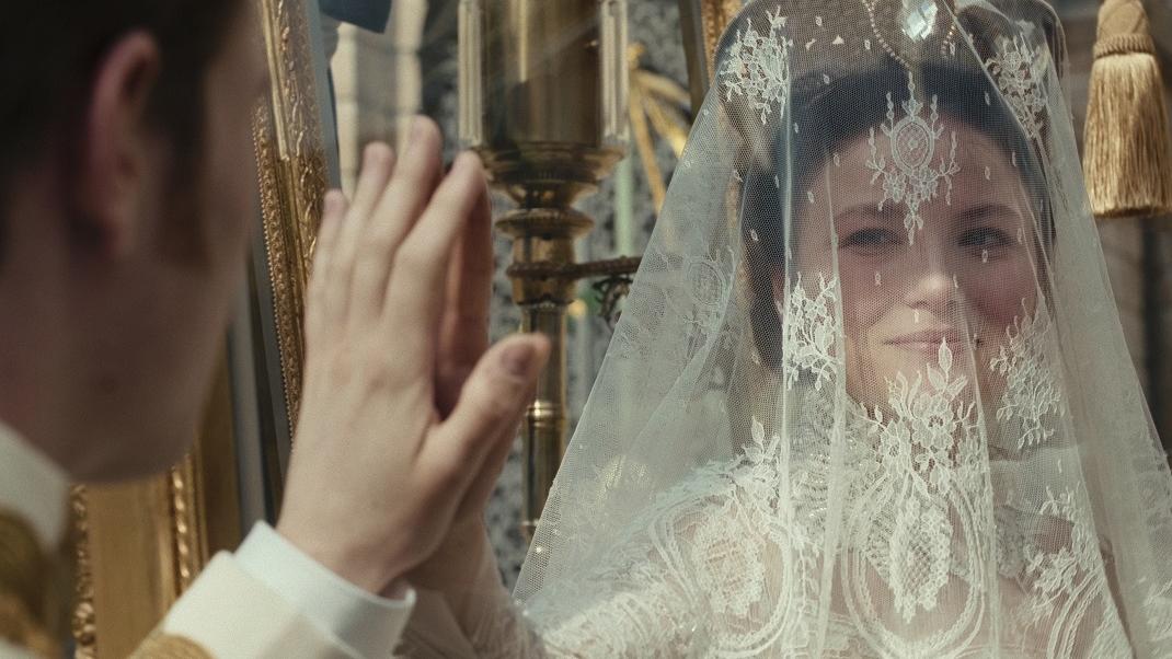 Η ζωή της πριγκίπισσας Σίσσυ αναβιώνει μέσα από μια νέα σειρά στο Netflix | Alithia.gr